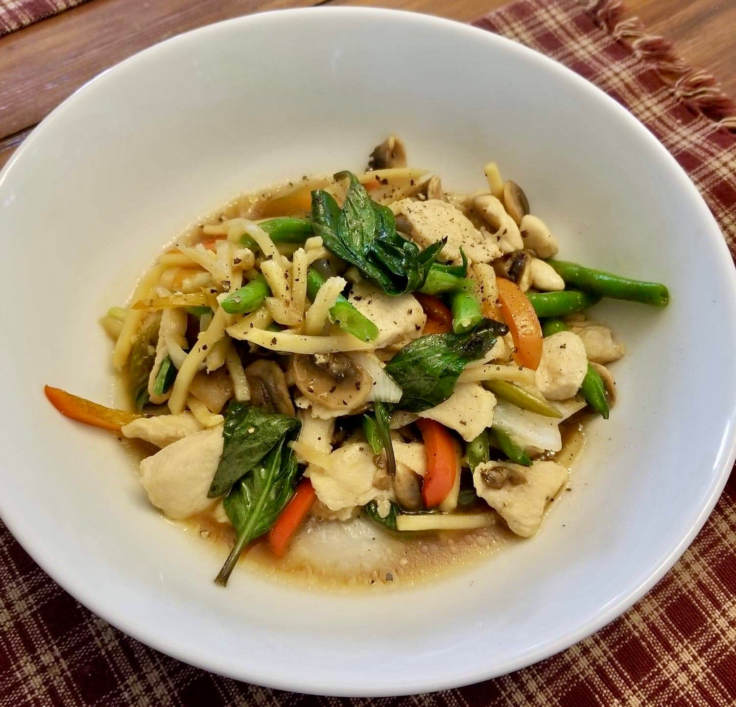 Chili Basil | White Jasmin Thai Cuisine
